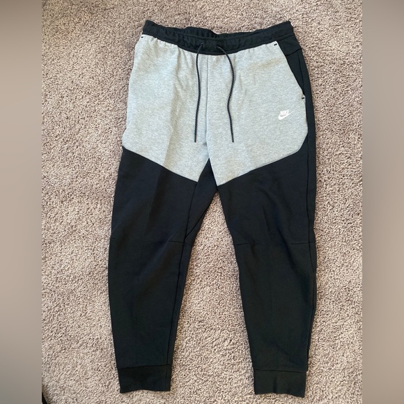 Nike | Pants | Nike Tech Fleece Slim Fit Joggers Pants Blackgrey ...